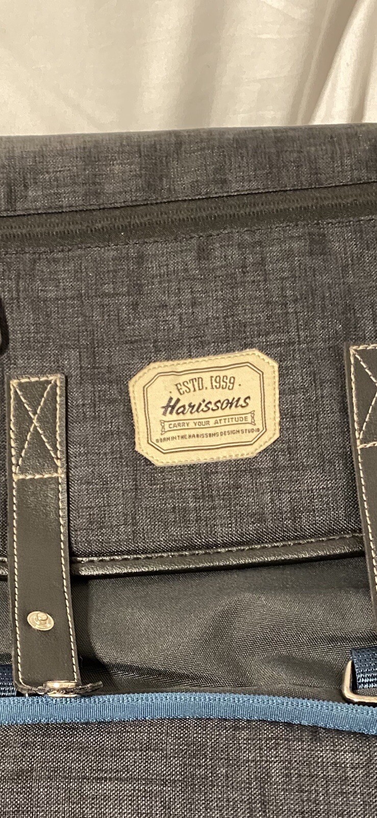 Harrison’s Adjustable Dexter Laptop backpack With USB Charging Port ...