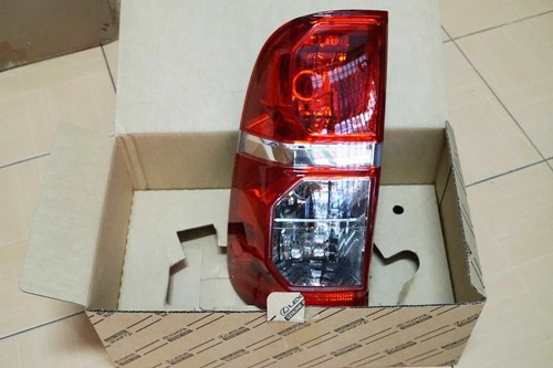 For toyota Hilux Vigo 2005-14 Taillight Lamp set with Bulbs 81560-0K150 ...