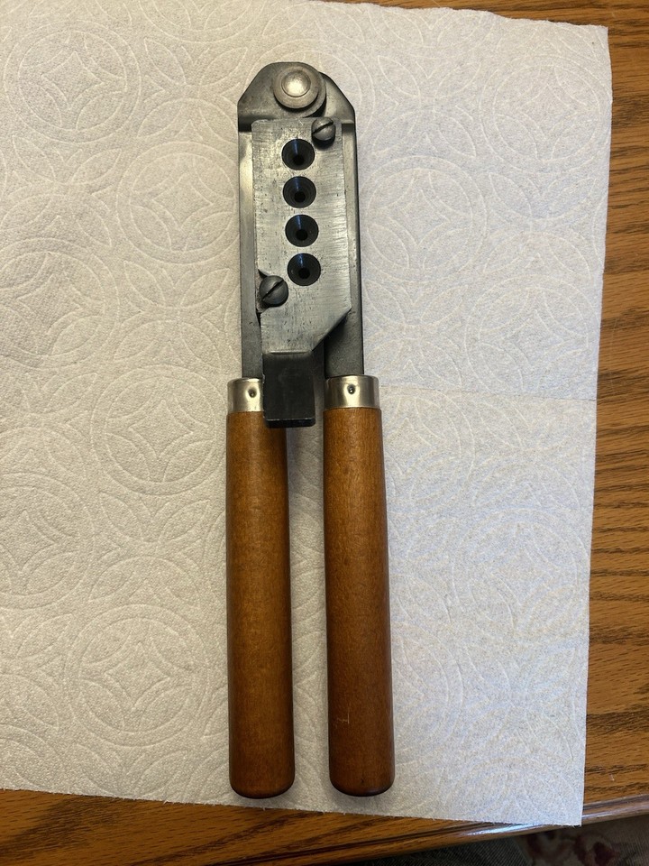 Lyman 358242 4-Cavity Bullet Mold 121 Grain 38 Colt Auto 38/367 with ...