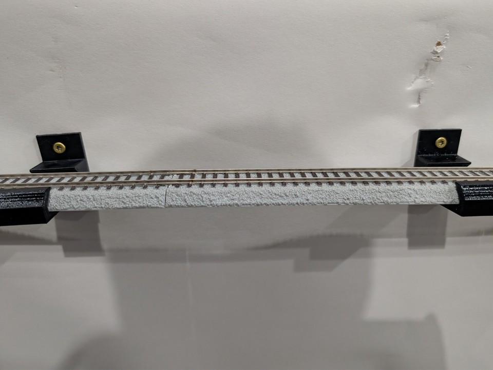 HO Scale Model Train Track Wall Mount Complete Room System | eBay