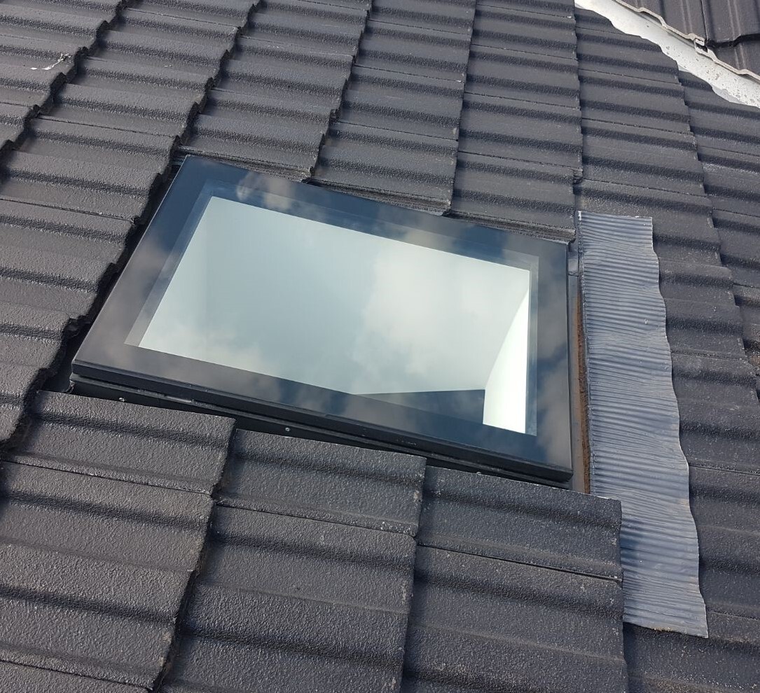 Skylight - Fixed Roof Window 950mm x 950mm. Easy DIY installation | eBay