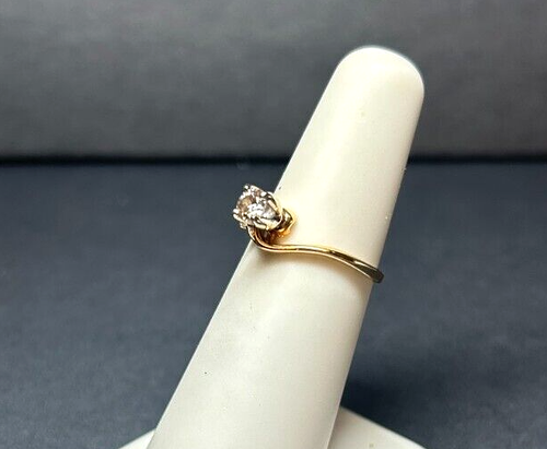 14K YG Diamond Solitaire Ring w/Two Dia. Accents - Sz 4.5 - Estate Jewelry #A238 | eBay