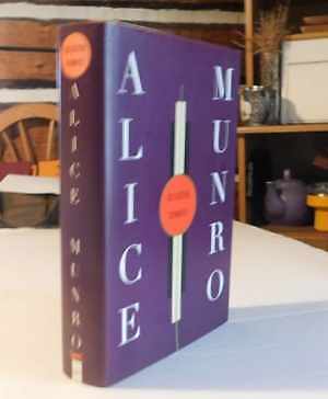 Selected Stories - Hardcover, by Munro Alice - Good 9780679446279 | eBay