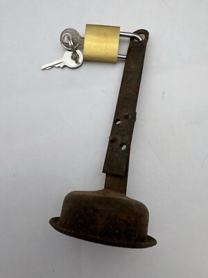 Antique Ford Gum Machine Plug Lock Bar with Lock & Key Ford Gumball ...
