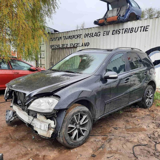 Mercedes-Benz M W164 Front Left Sill Trim A1646803335 2009 for sale ...