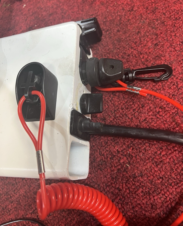 EVINRUDE JOHNSON OMC REMOTE CONTROL BOX SIDE MOUNT 1973-95 W/NEW CABLES ...