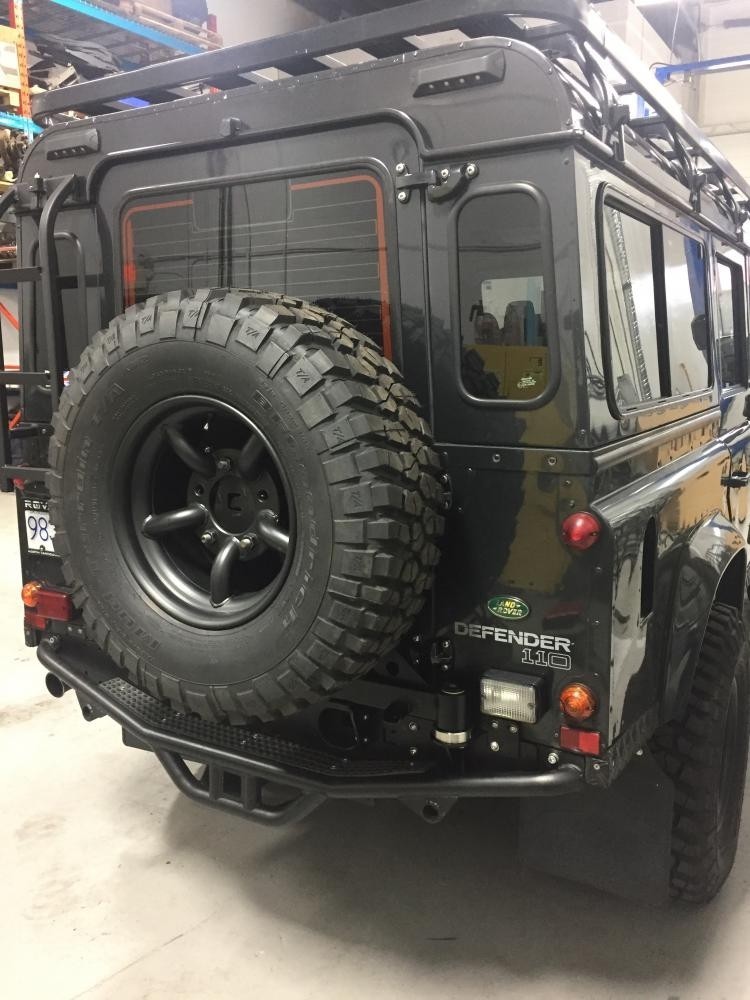 Land Rover Defender Swing Away Tire Carrier (stainless steel) Station ...