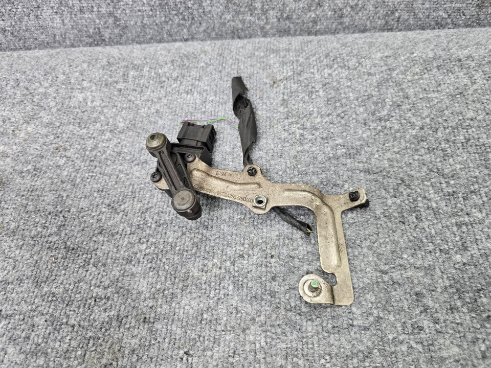 Headlight Suspension Height Level Sensor Mercedes X253 W205 Glc43 ...