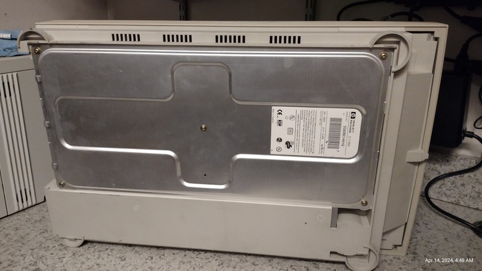 HP - ScanJet 4P - Flatbed Scanner HP Scanner - C1130A Legal Paper Size ...