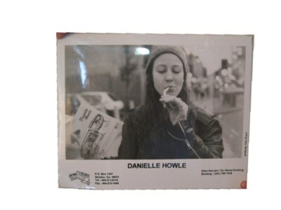 Danielle Howle Press Kit Photo | eBay