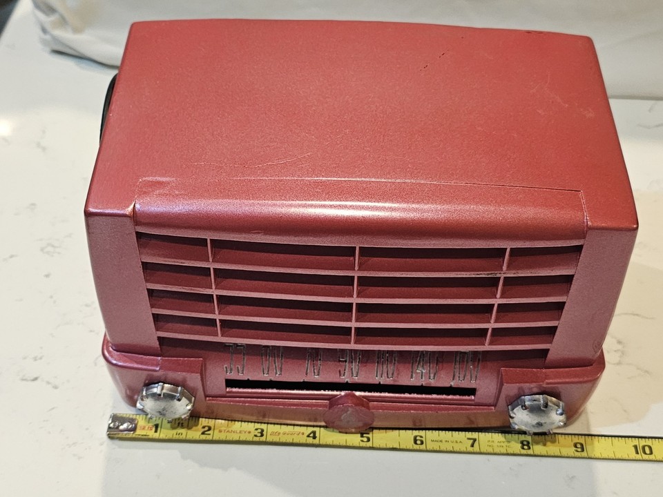 Vintage Red Emerson Bakelite Tube Radio 700028 F182 Nonworking For ...