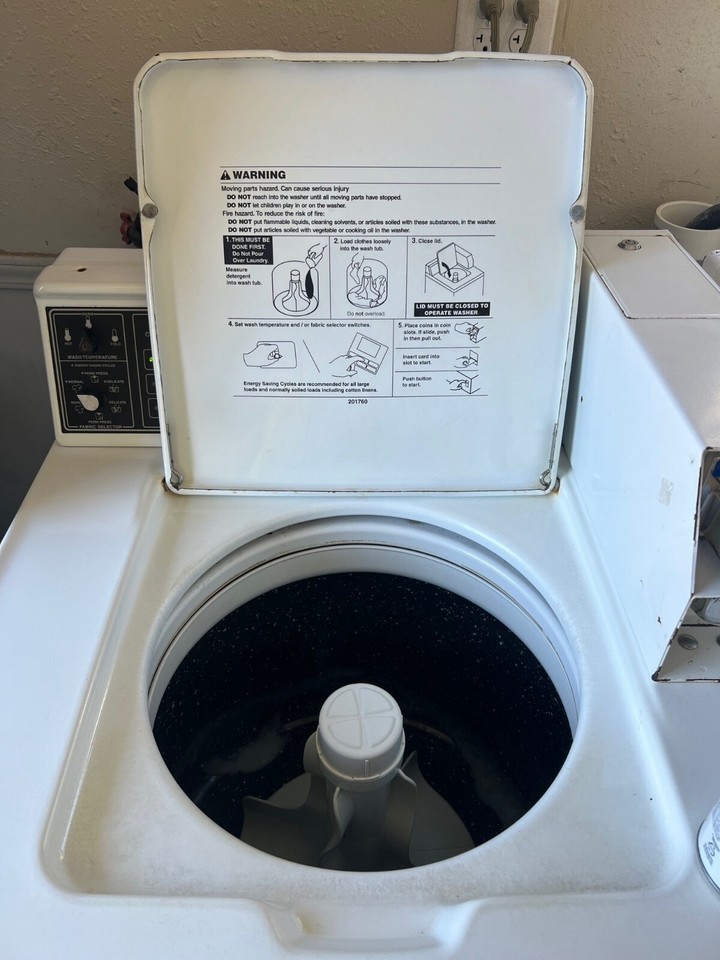 Speed Queen Commercial Coin Op Top Load Washer 1PH 120V 60HZ - Coin ...