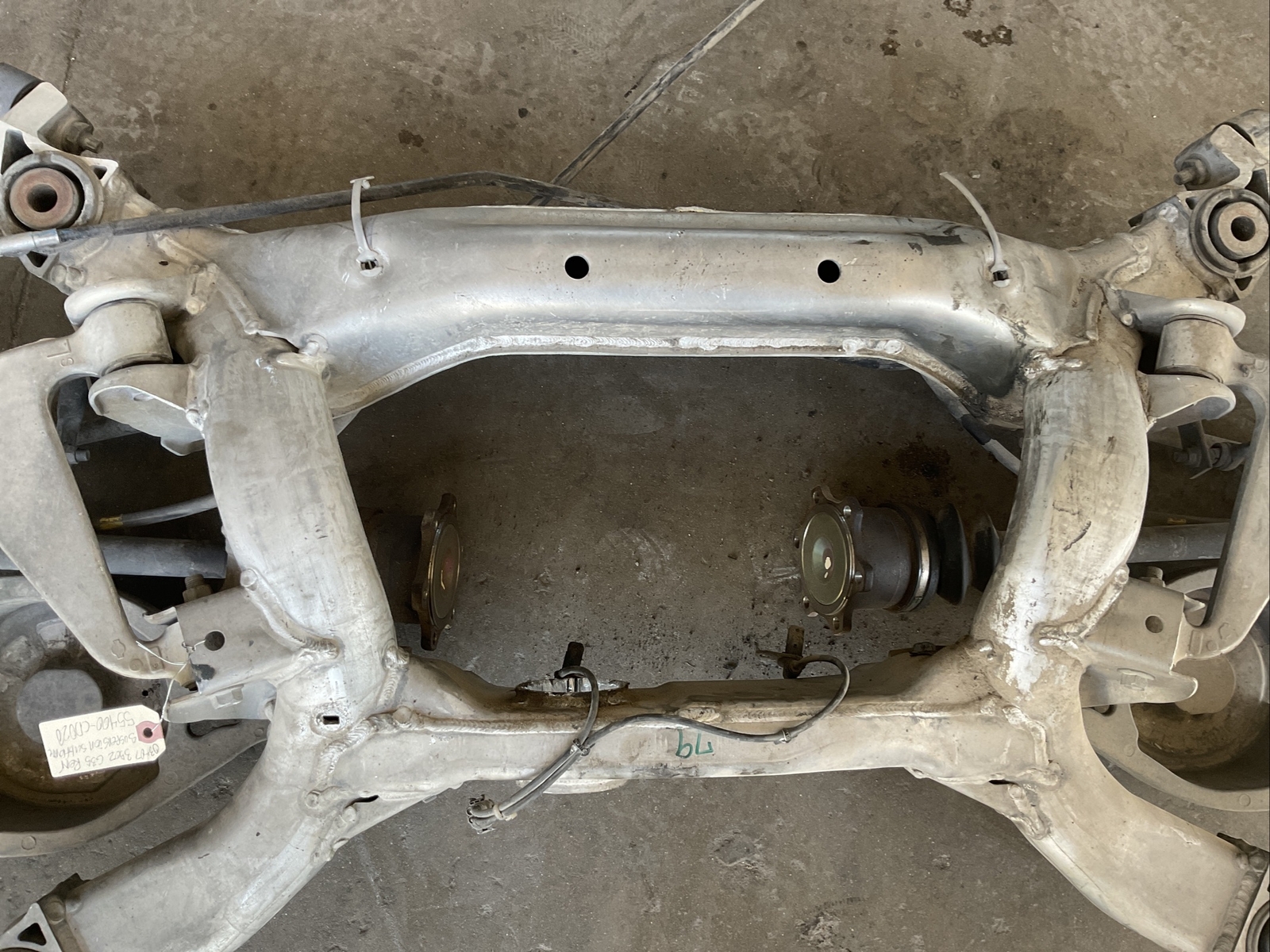 2003-2007 Nissan 350Z Infiniti G35 Rear Suspension Subframe Crossmember ...