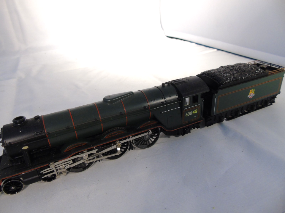 Hornby OO gauge BR 4-6-2 A3 Locomotive named Doncaster number 60048 ...