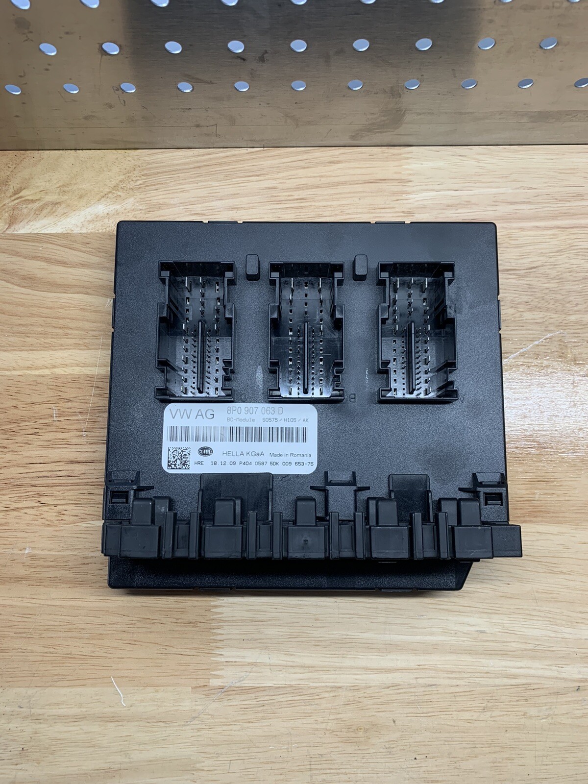 2010+Audi+A3+Onboard+Supply+Body+Control+Module+8P0907063D for sale ...