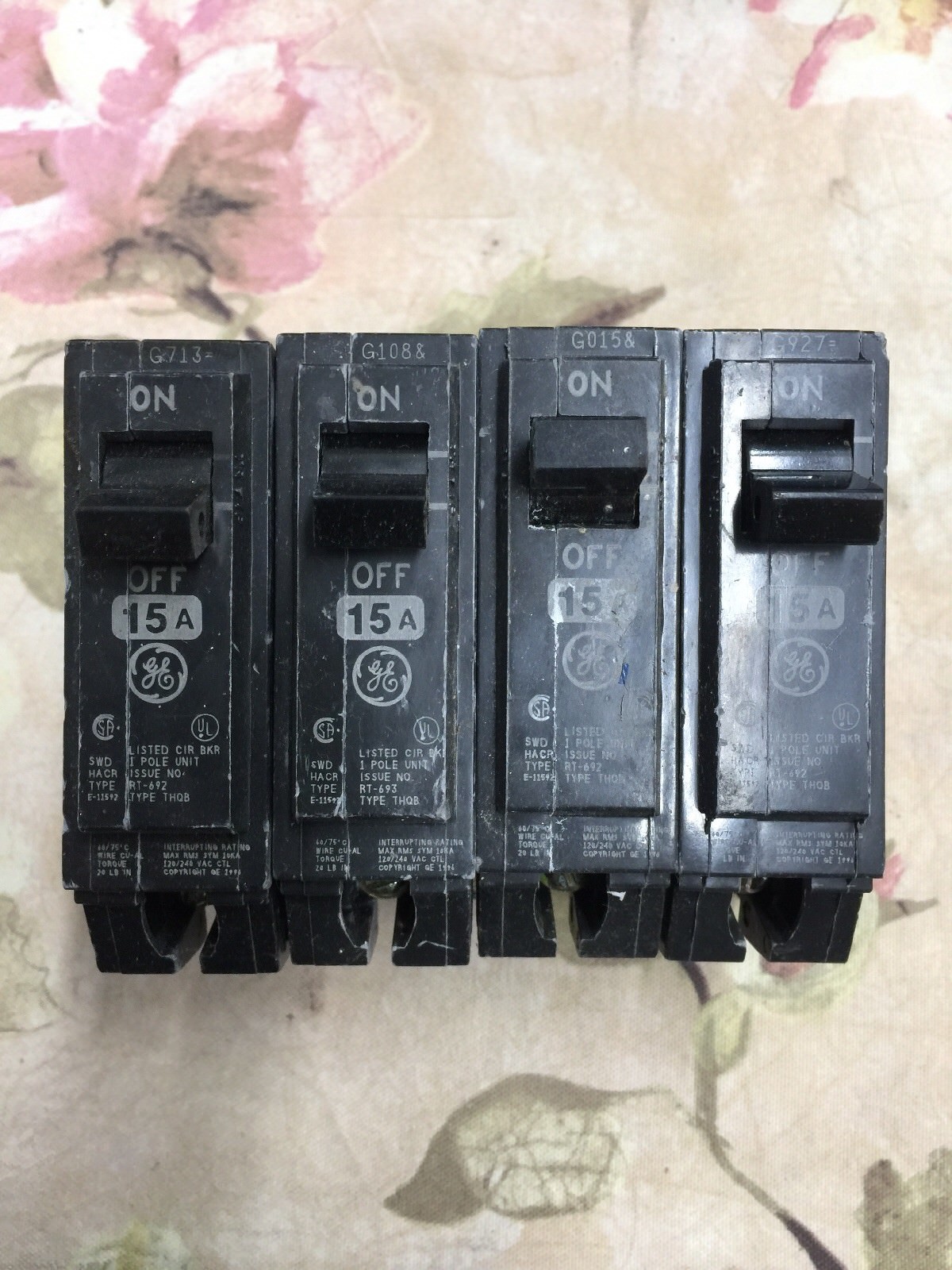 4 GE THQB1115 Bolt On 15 Amp Single Pole Circuit Breaker bolt on | eBay