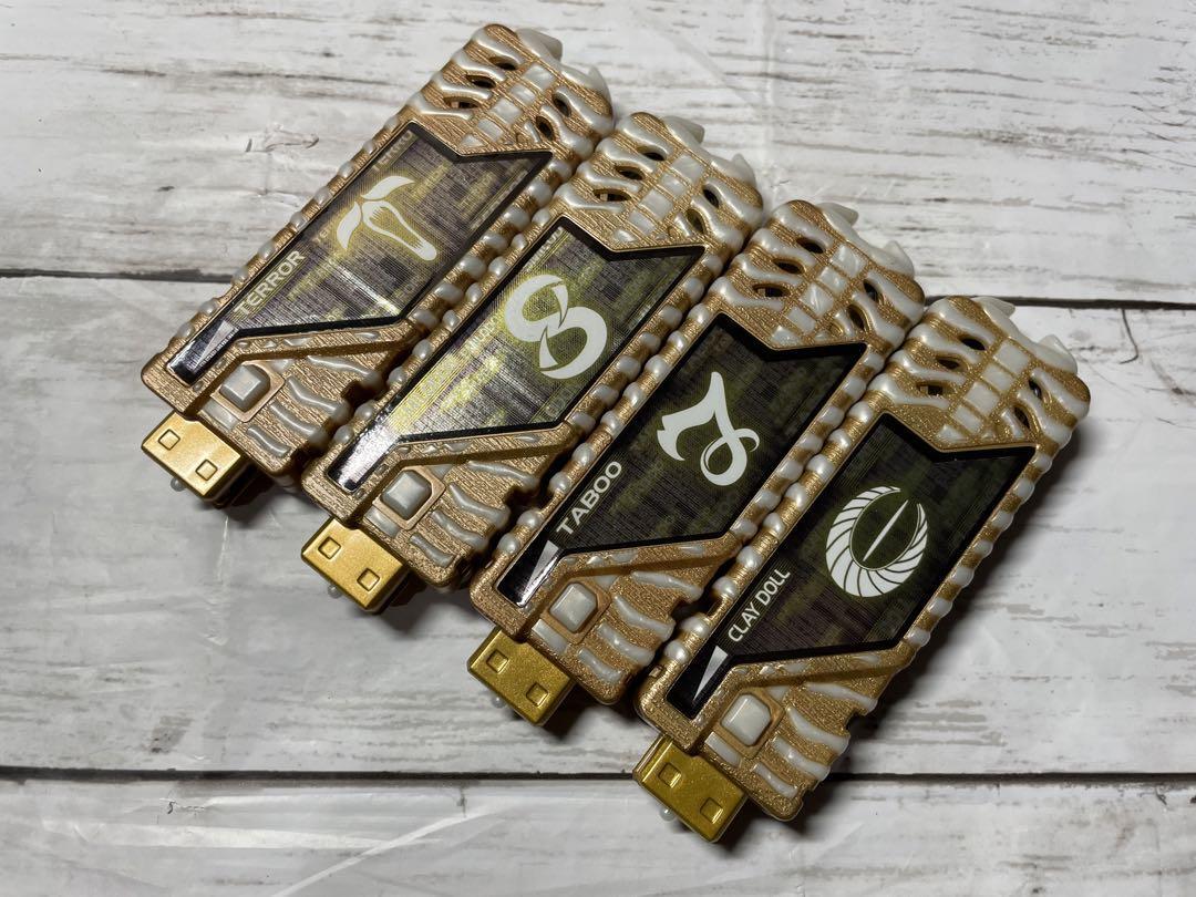 Kamen Rider W Symbol