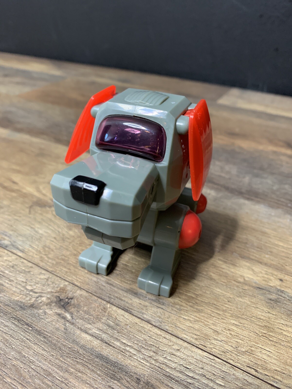 Sega Toys Poo-Chi Robot Dog Red/Grey 2000 McDonalds Tiger Electronics ...