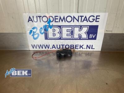 Actionneur trappe à carburant Mercedes-Benz CLS C218 A2048200072 ...