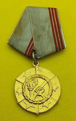 30 YEARS OF VICTORY OVER FASCISM 1945 - 1975. JNA Army military Medal ...
