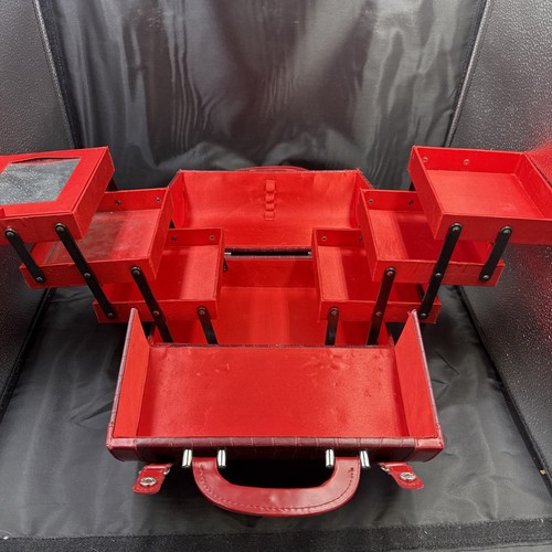 Colorworks Glamorous Beauty Collection in Red Croc Traincase | eBay