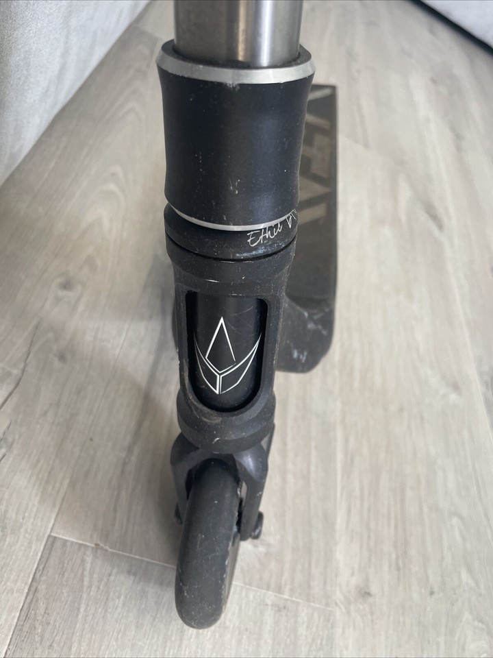 custom scooter,hydra aztec body,kronos longway bars,ethic fork,core ...