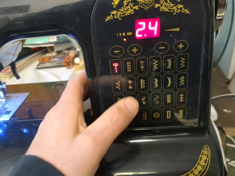 Singer Model 160 Limited Edition Anniversary Sewing Machine | eBay