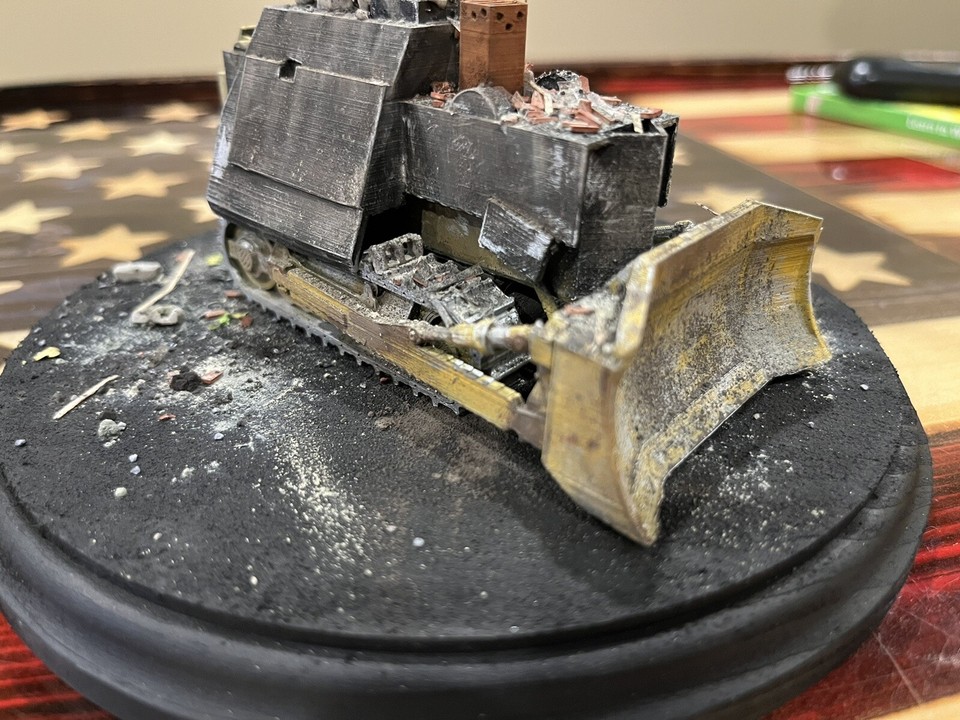 5” 1/72 Scale Killdozer Model With Base And Collectors Box. | eBay