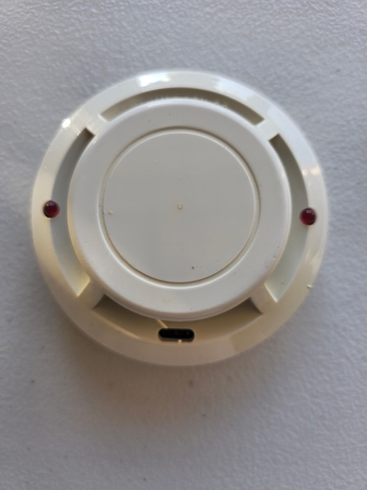 1x SYSTEM SENSOR 1151 SMOKE-AUTOMATIC FIRE DETECTOR HEAD US STOCK | eBay