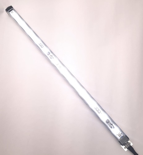 Banner WLS28-XW570XQ LED Light Strip 6500K(Cool) 12-30v DC, 570mm ...