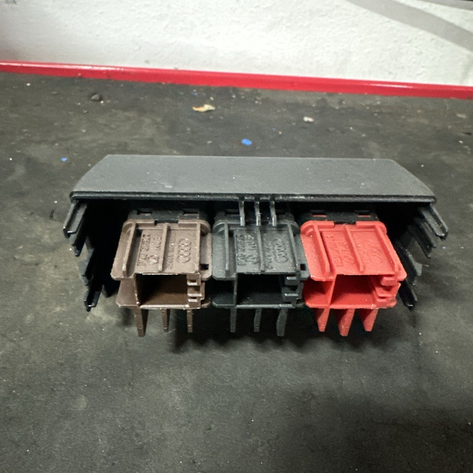 AUDI TT MK1 8N FUEL FLAP BOOT RELEASE SWITCHES | eBay