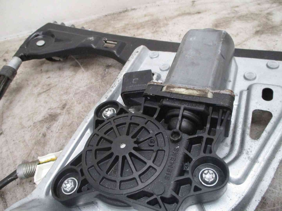 Mecanisme + moteur de leve-glace avant gauche Mercedes II W203 ...