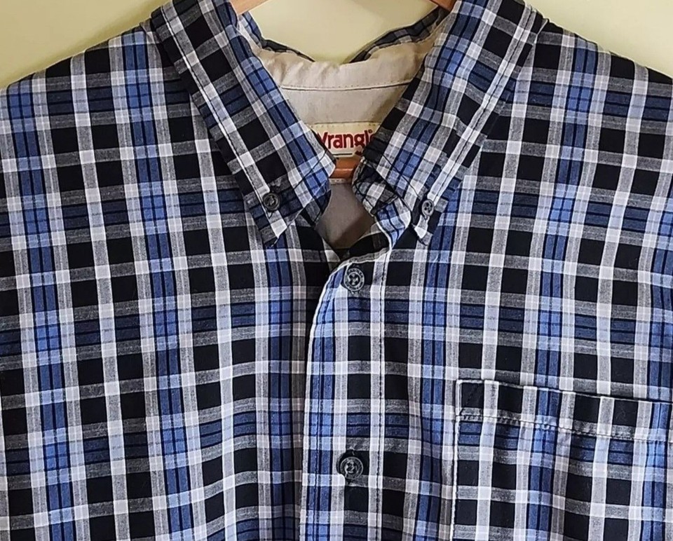 Wrangler Authentics Men's Blue, Black, White Plaid Button Down Short ...