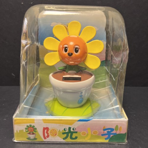 New Solar Powered Dancing Bobblehead Toy From Japan- Smiling Winking ...