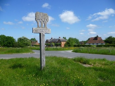 Photo A2 Village sign on Shipbourne Common Shipbourne Common is ...