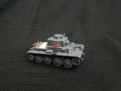 PzKpfw 38(t) Ausf.F Skoda LT-38/Pz38 Diecast Amercom 1:72 German Army ...