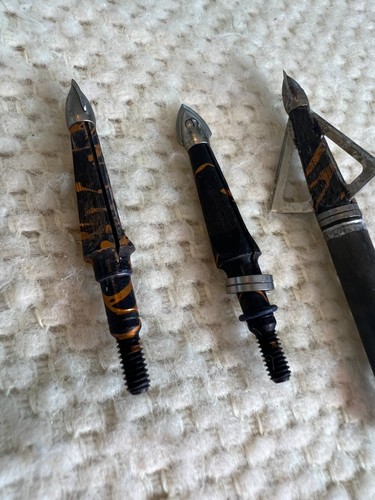 Orange and Black 3 blade Broadheads | eBay