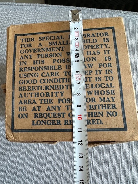 1940s/WW2 Blitz child's original Gas Mask Boxed - suit collector or ...