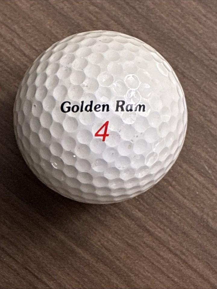 Vintage Crystal Highlands Golf Club logo golf ball (Festus, Missouri ...