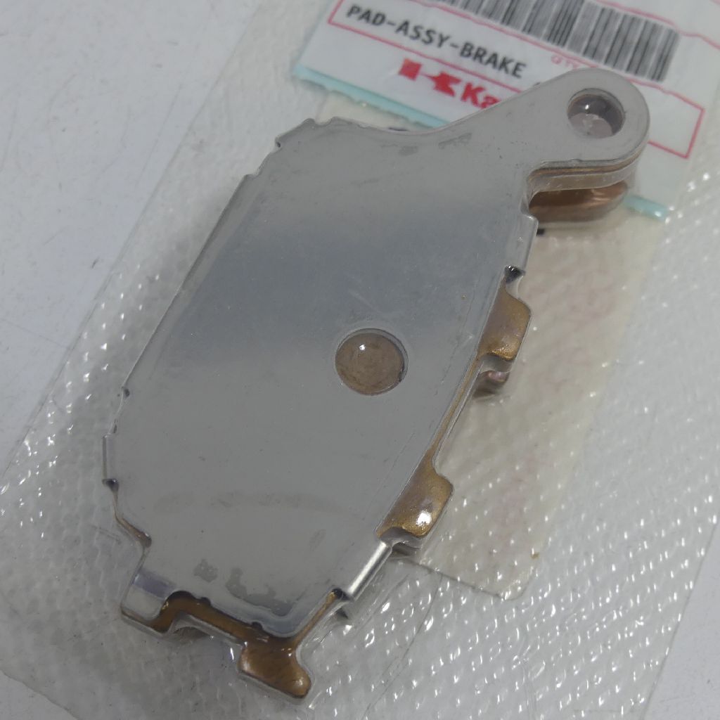 Kawasaki ZR 1000 Klz1000 Plaquette de Freins 43082-0073 36104 | eBay