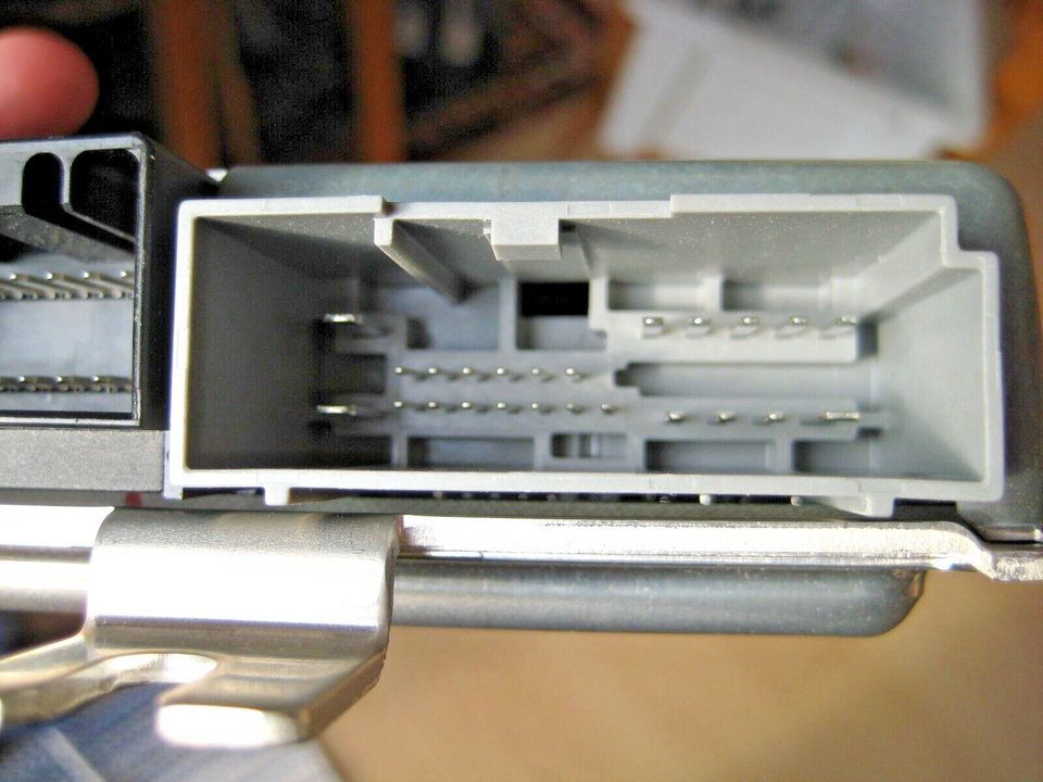 LAND ROVER RANGE ROVER L322 AIR SUSPENSION CONTROL MODULE ECU RQT500181 ...