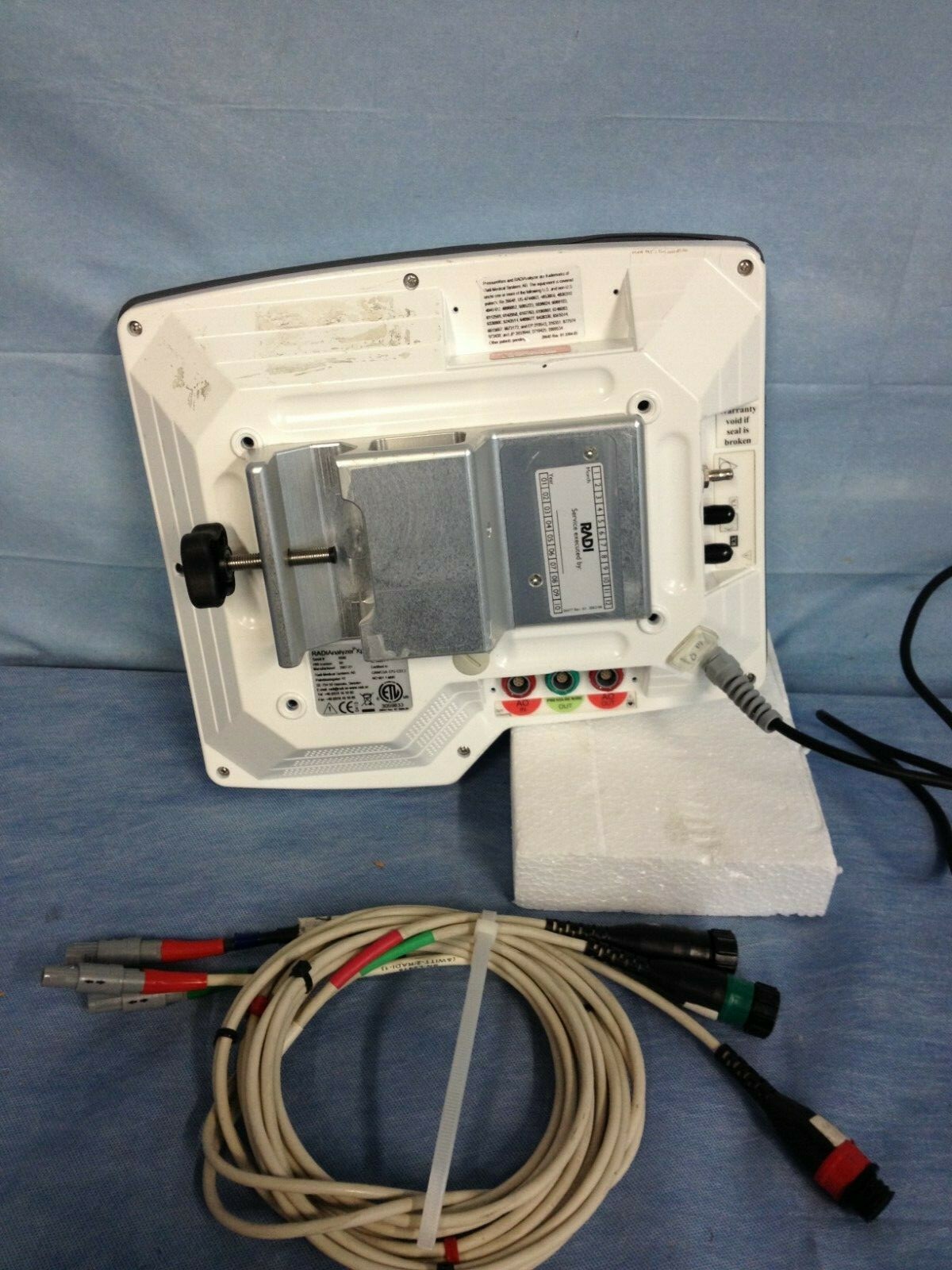 RadiAnalyzer Xpress 12711 Pressure Wire Fractional Flow Monitor | eBay