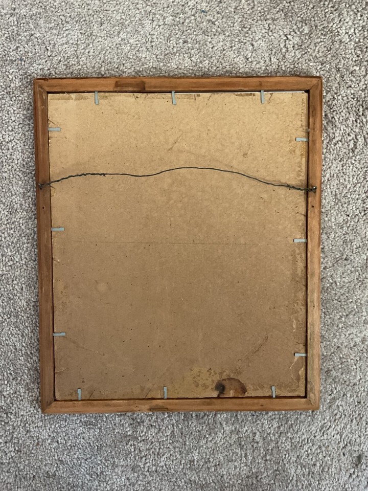 VINTAGE MOLDED WOOD PICTURE FRAME WITH GOLD PAINTED PEBBLED TEXTURE ...