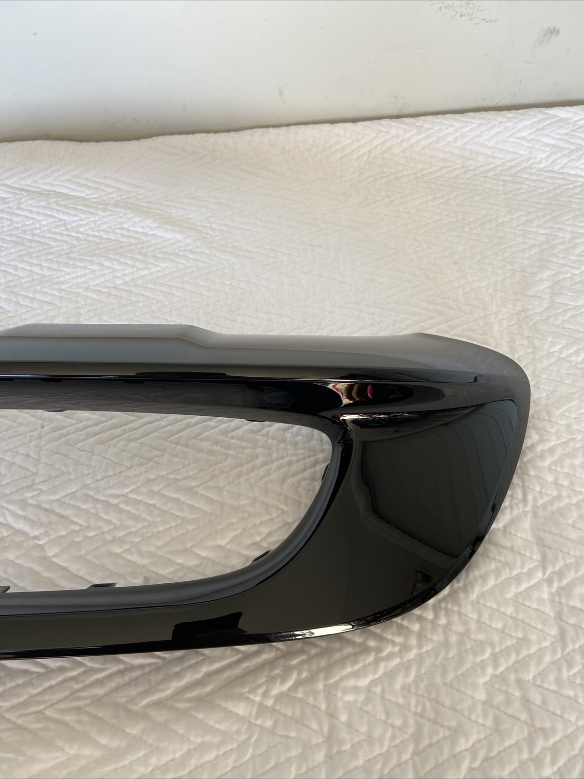 MERCEDES BENZ GLA 45 AMG LOWER MOLDING COVER BUMPER AREA 1568854022 ...