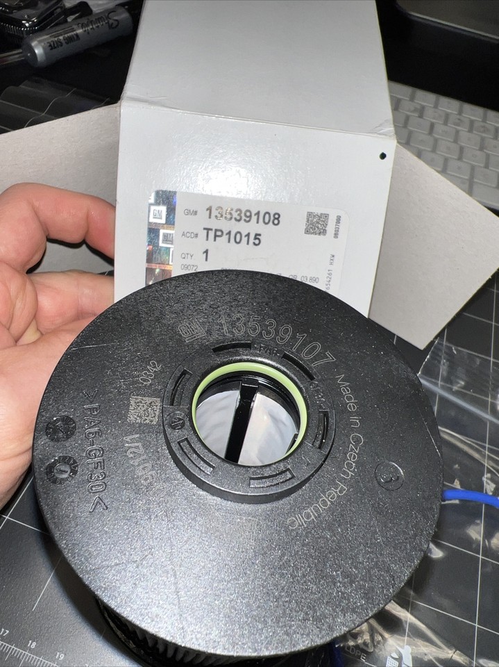 New OEM Genuine Chevy GMC ACDelco Pro Fuel Filter Kit Gaskets TP1015 ...