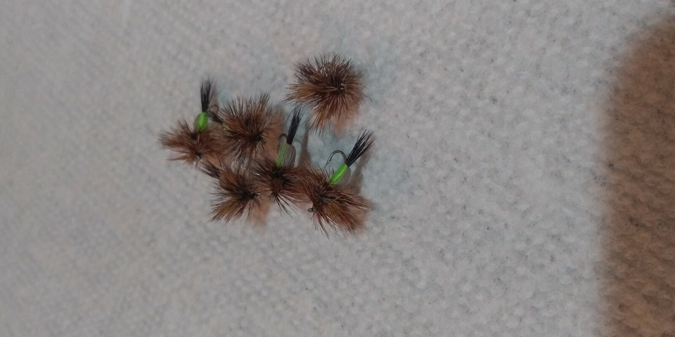 SUPER LOT 6 DOZEN (72) Chartreuse Humpy Brookside professionally tied flies | eBay