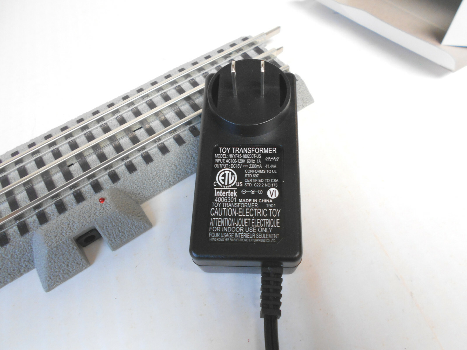 LIONEL O GAUGE FASTRACK 10" STRAIGHT POWER SUPPLY PACK RC LIONCHIEF ...