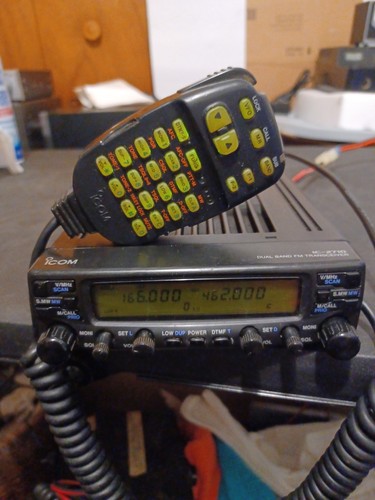 Icom IC-2710 Dual Band (2 Meters and 70cm) FM Tranceiver. | eBay
