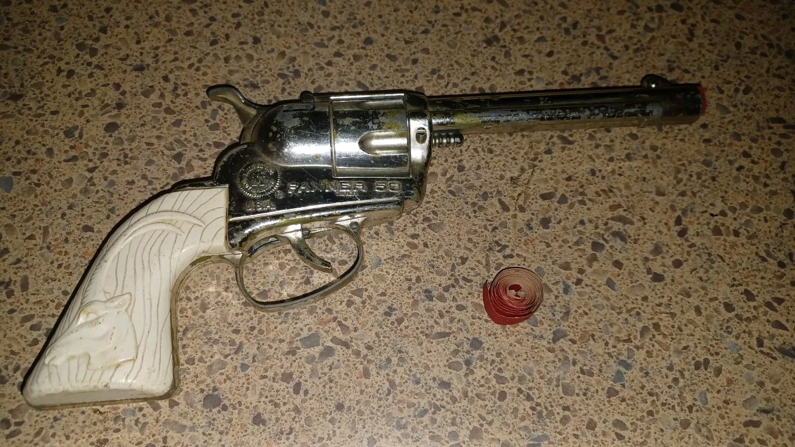 VINTAGE WORKING MATTEL TOYMAKERS USA FANNER 50 CAP GUN W/ANTELOPE GRIP ...