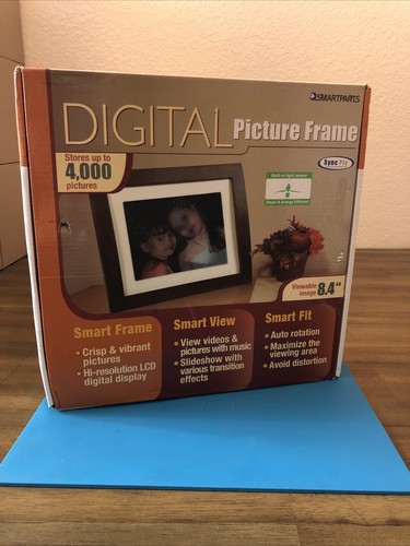 Smartparts 8.4" Digital Picture Frame Crisp & Vibrant Pictures. New In ...